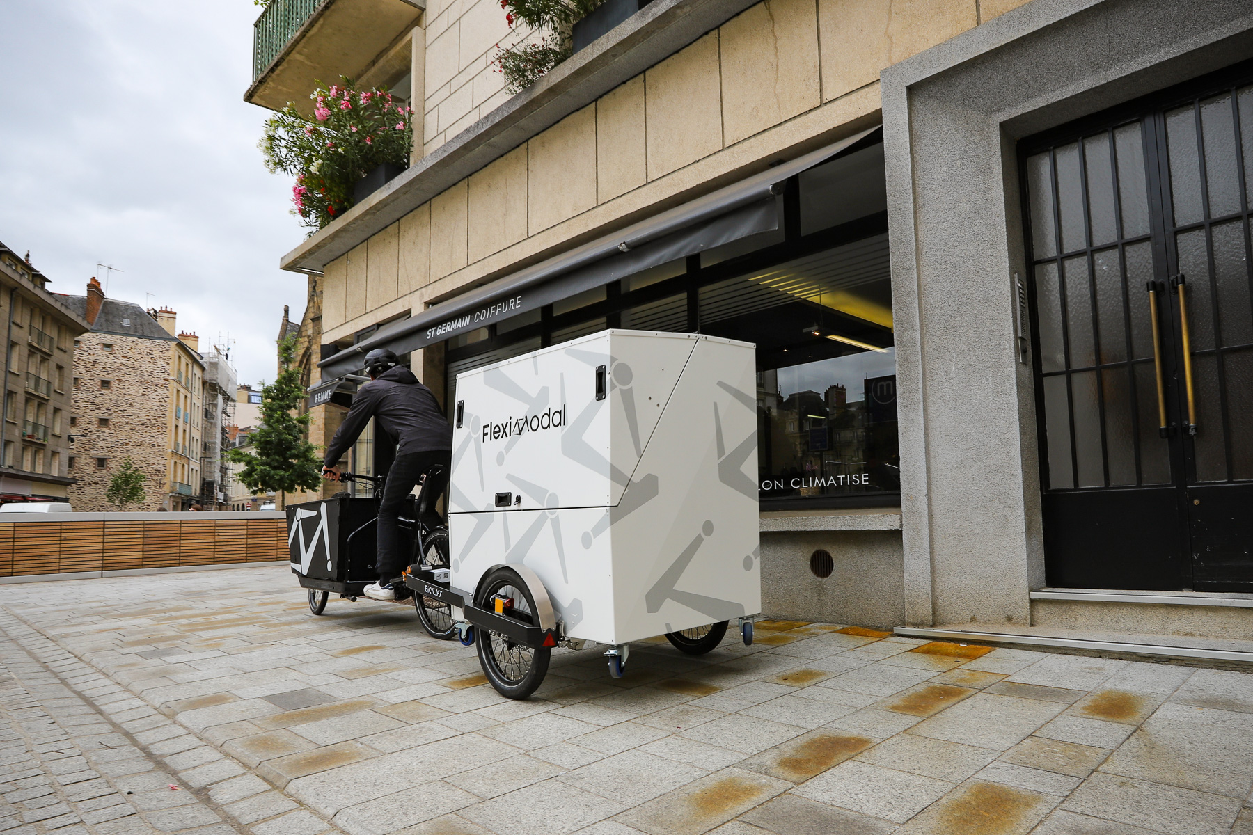 Parcel Container Lift | FlexiModal