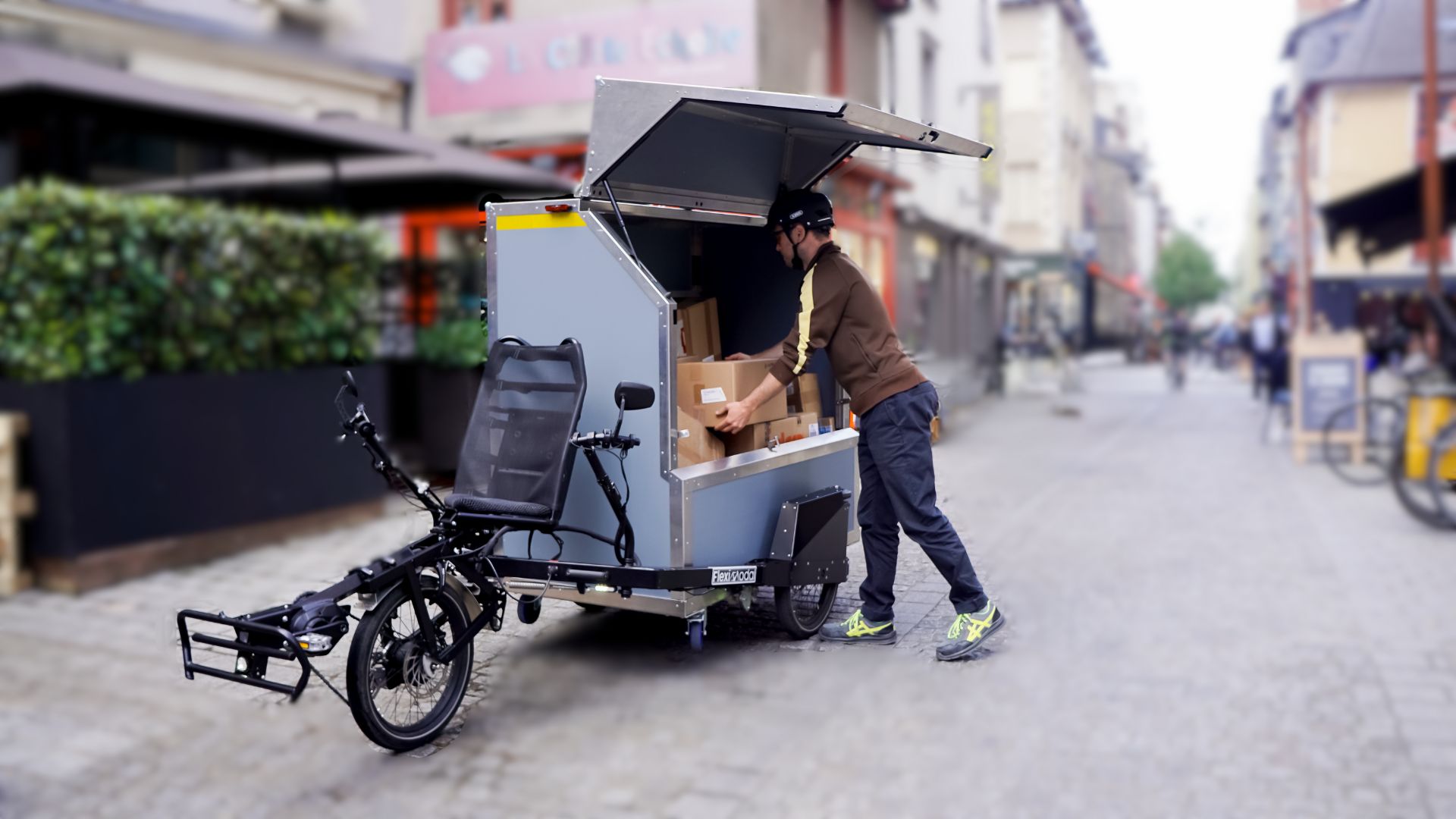 Parcel Container Lift | FlexiModal